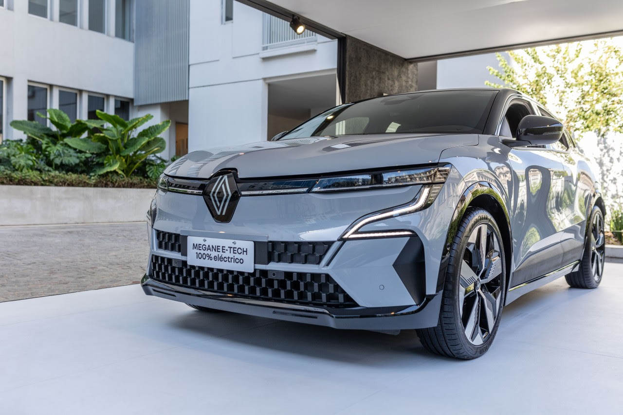 Renault presenta nuevamente el Megane E-Tech 100% eléctrico en la ... Renault presenta nuevamente el Megane E-Tech 100% eléctrico en la ...